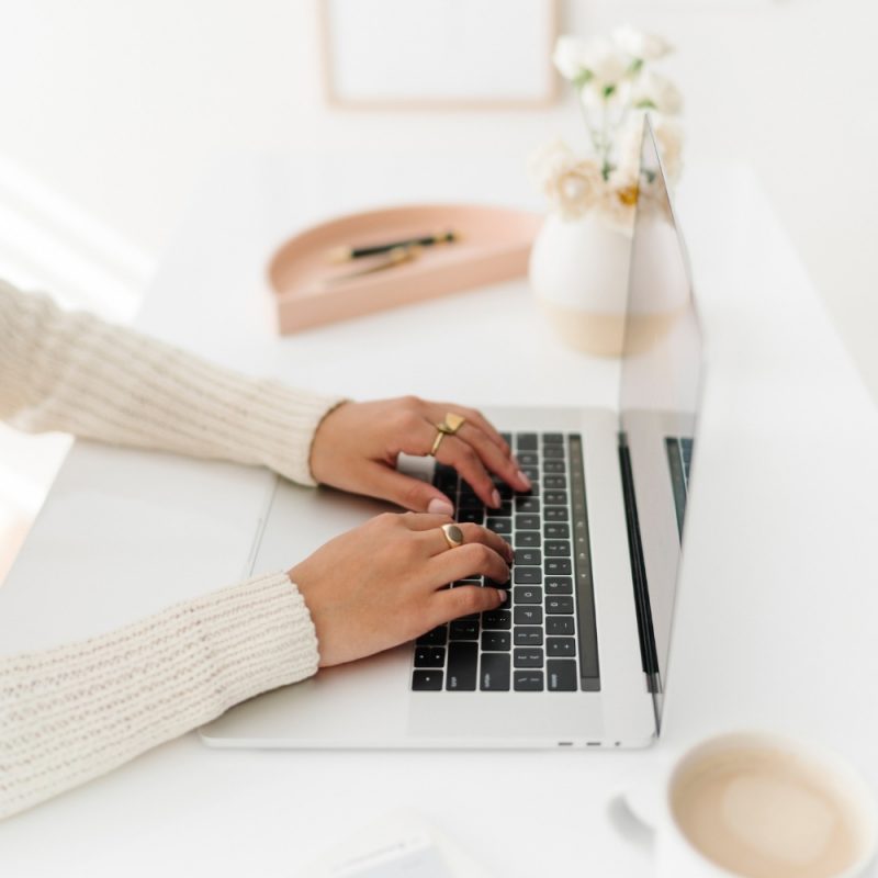 30 Easy Canva Keyboard Shortcuts to Save You Time